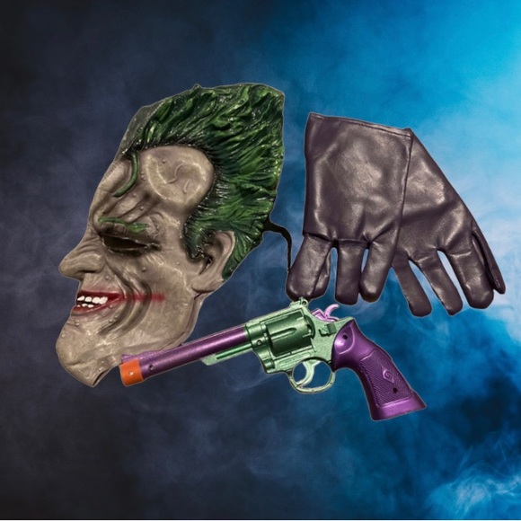 Batman | Other | Rare Brand New Joker Rubber Full Face Mask With Gloves ...